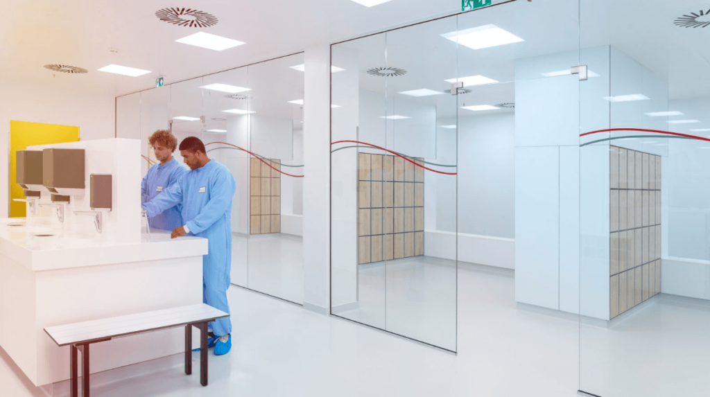 Smart Lockers for Healthcare - Your Workspace
