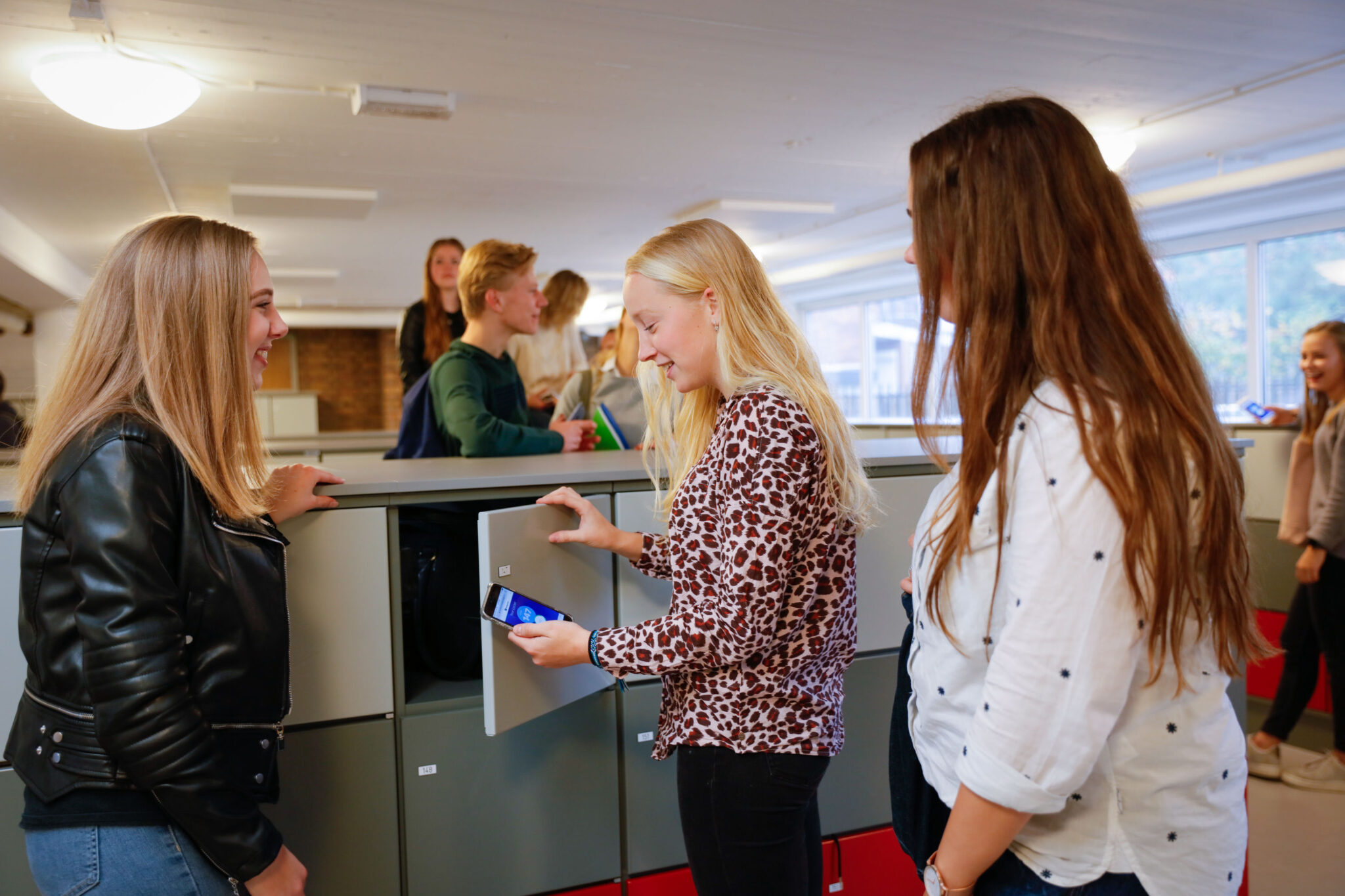 How Smart Lockers for Universities are Transforming the Student Campus ...